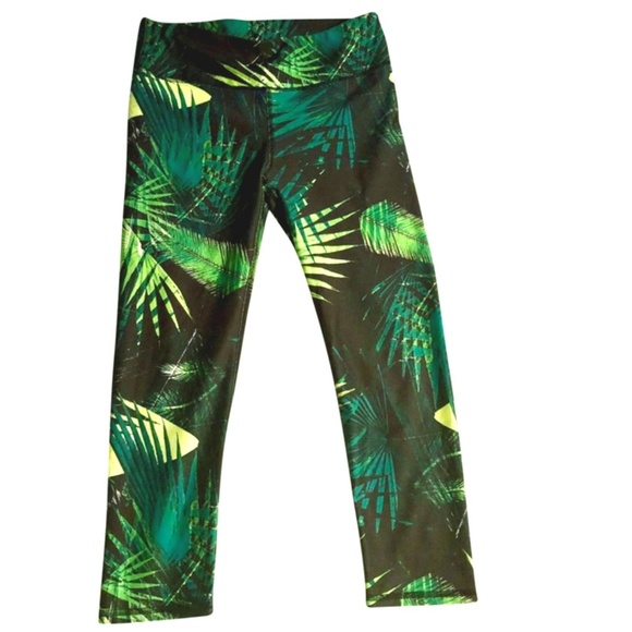 Fabletics | Pants & Jumpsuits | Tropical Palm Leaf Fabletics Leggings ...